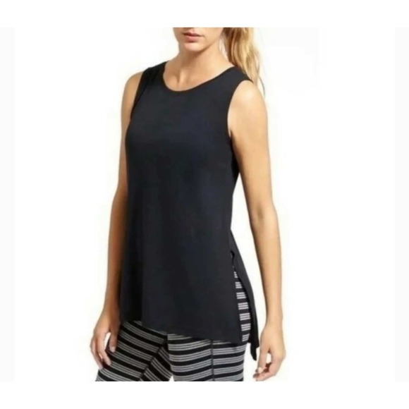 Athleta | Tops | Athleta Black Side Slit Tank Xs Casual Everyday ...